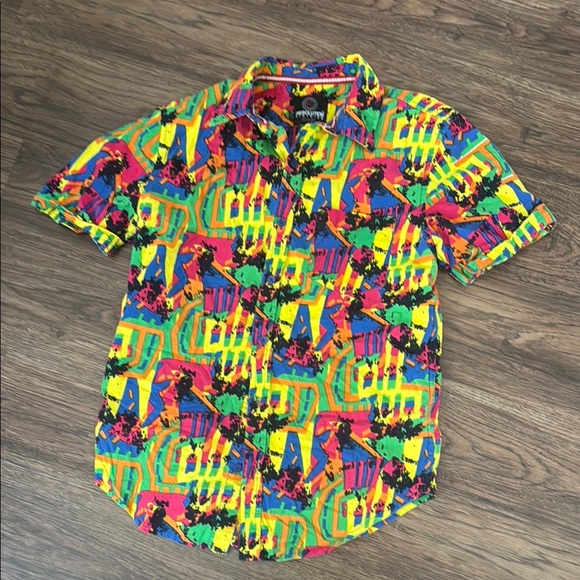 one resolution clothing | Shirts | Vintage Colorful Graphic Buttonup ...